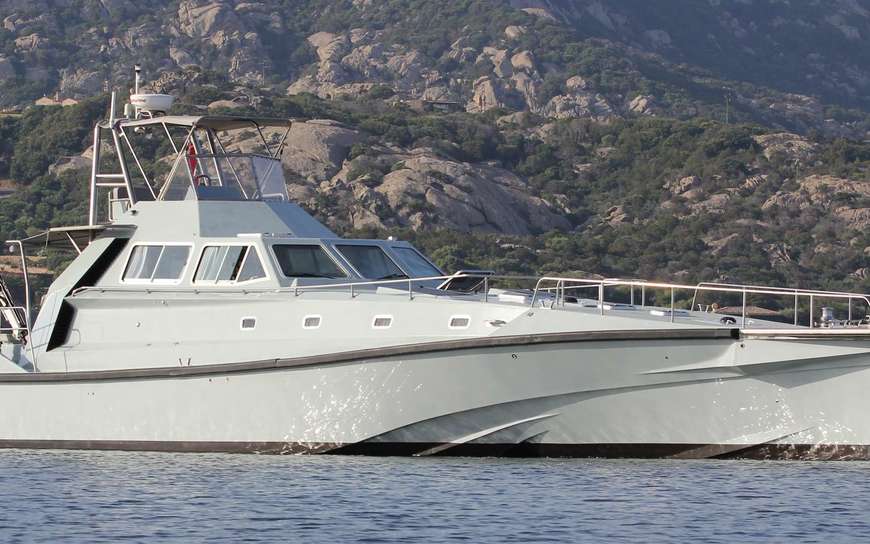 Performance Motor Yacht ENMER Jack Setton – Yacht for Sale | BGYB