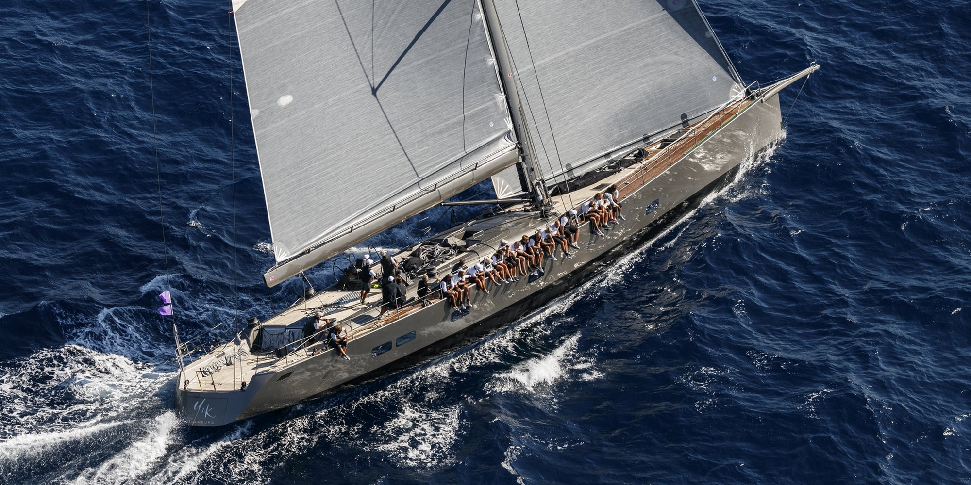 Luxury Yachts for Sale and for Charter | BGYB